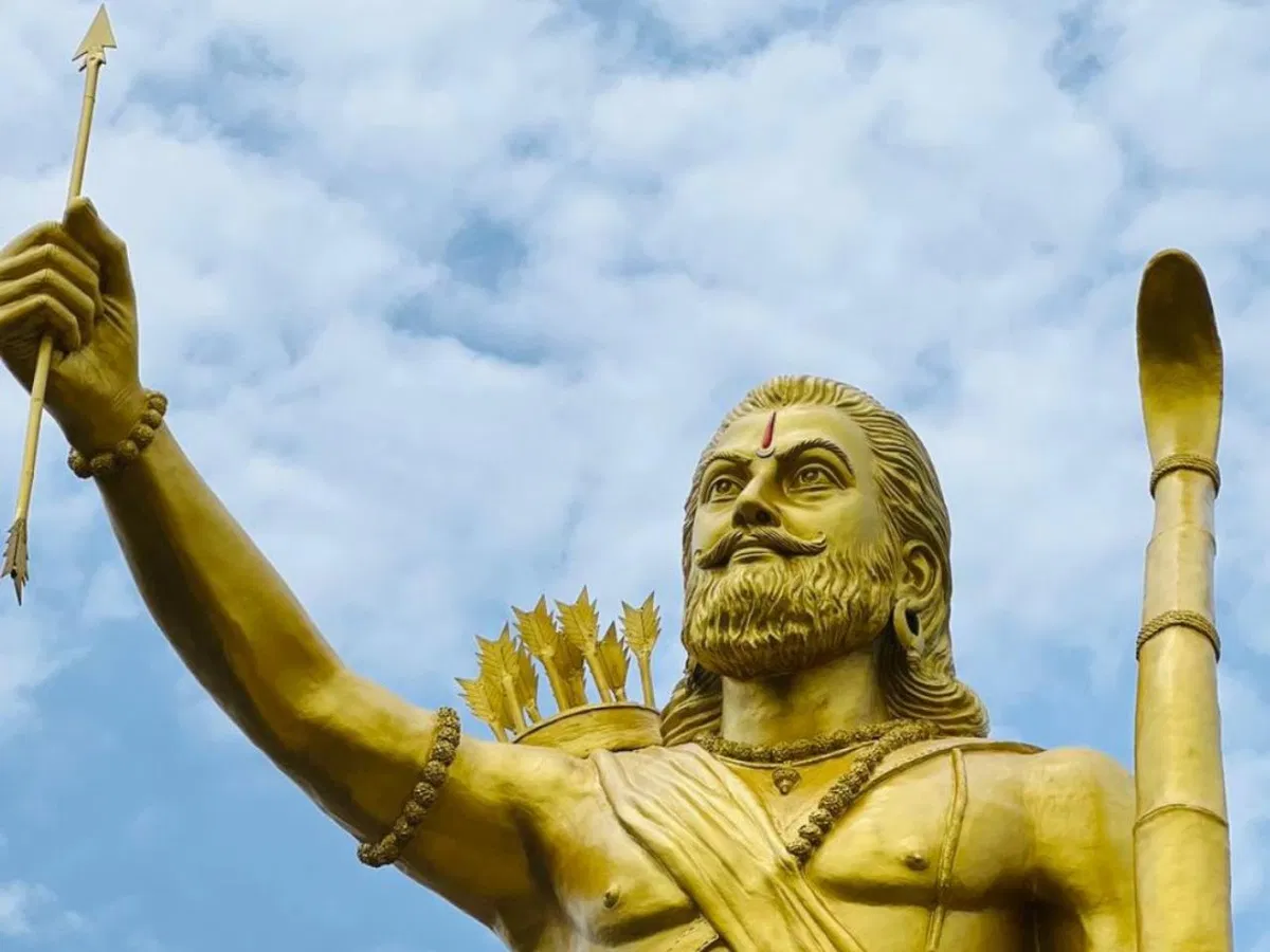 అగ్గిపిడుగు.. 'అల్లూరి సీతారామరాజు'! - TheBetterAndhra