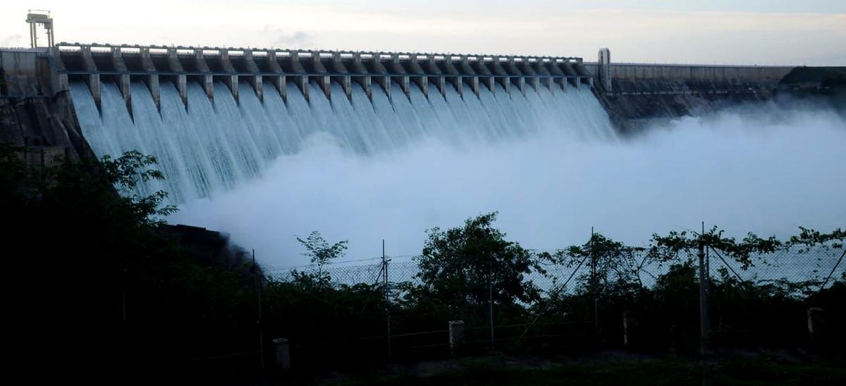 Ten crest gates of Nagarjuna Sagar Project lifted as reservoir level ...