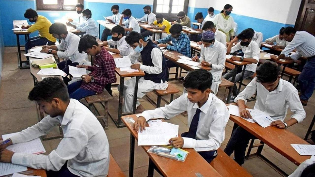 81.14 per cent students pass 10th class exam in Andhra Pradesh ...