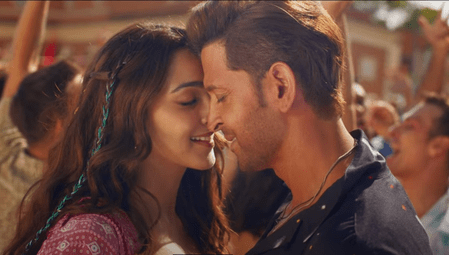 Hrithik Roshan, Kiara Advani romance away in ‘Aavan Jaavan’ from ‘War 2 ...